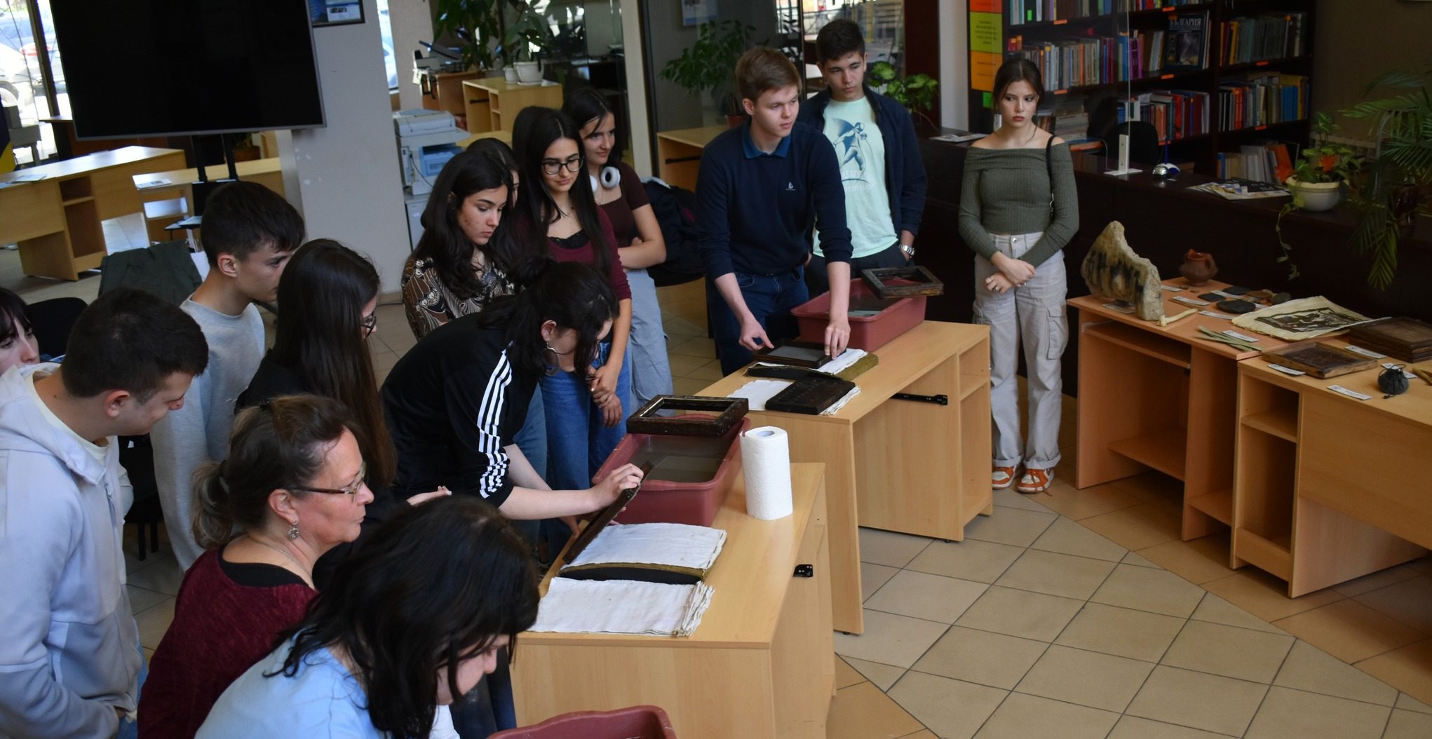 ХТМУ с нова специалност – „Индустриална фармация“ - Аз-буки